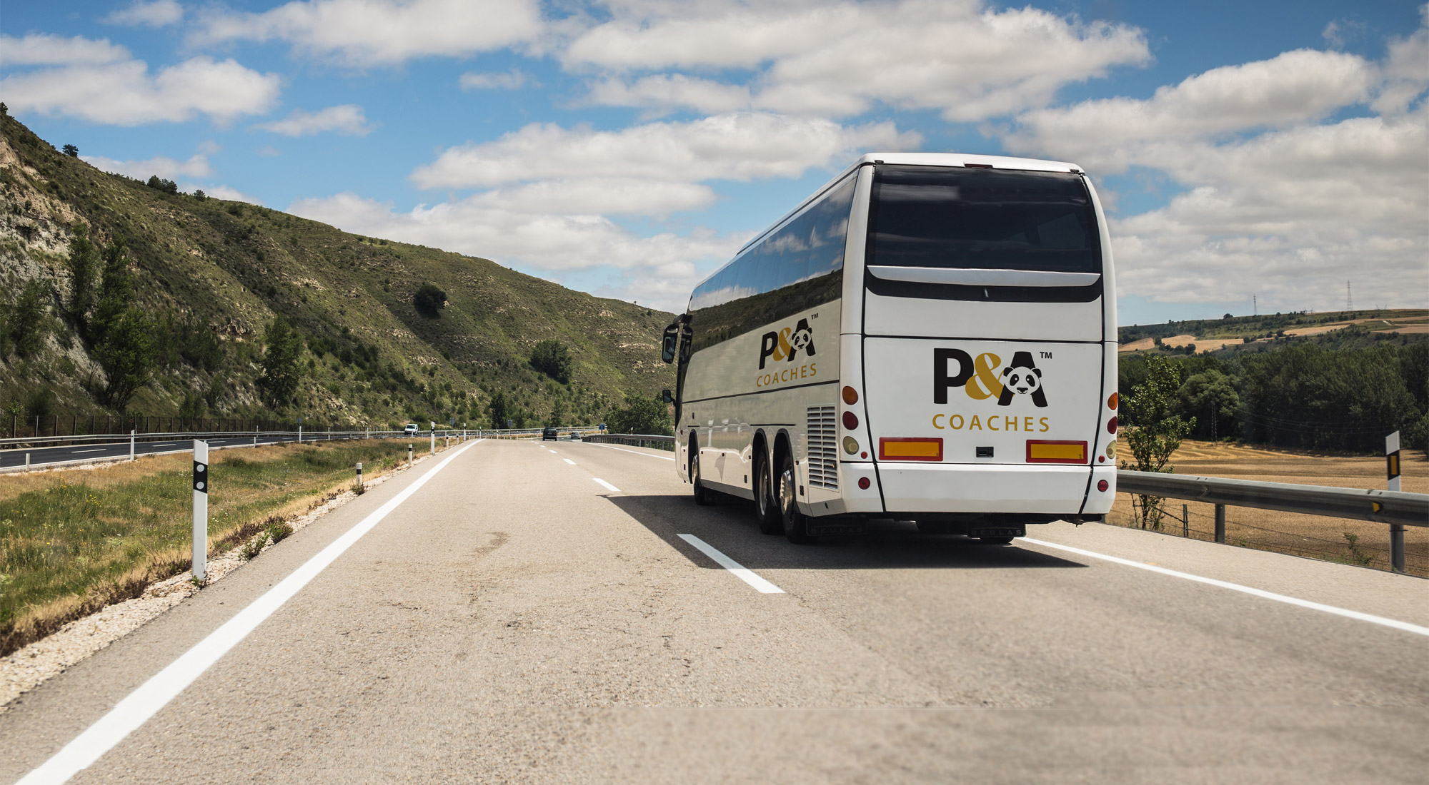 Coach Hire London | Affordable & Reliable | Panda Coaches